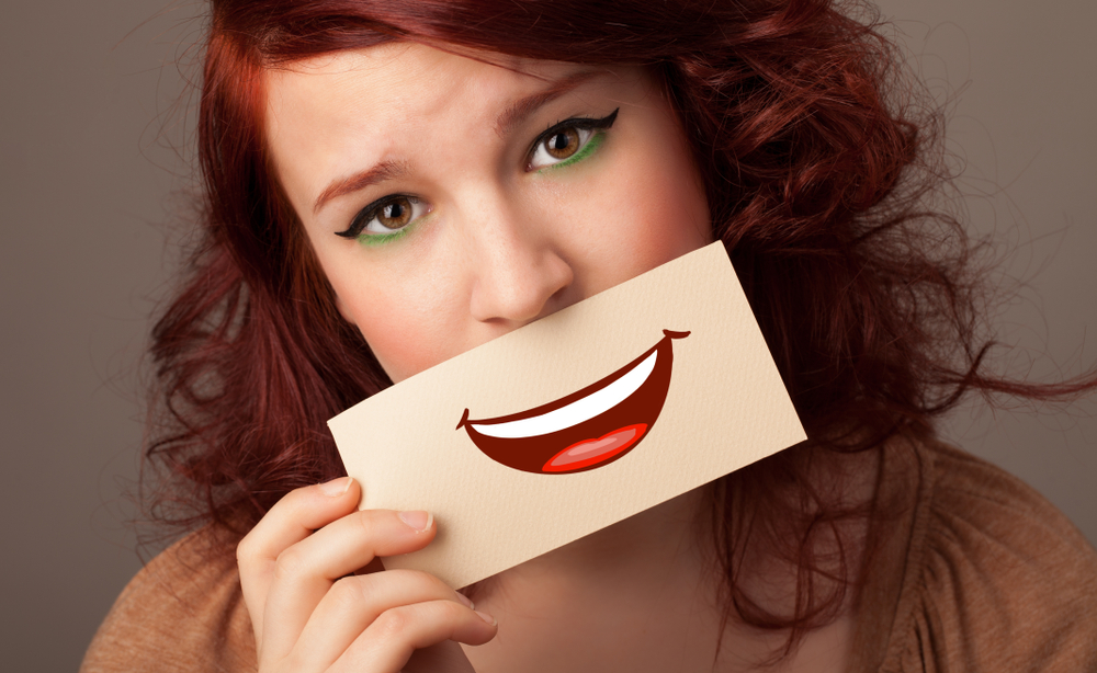 The MouthPad – A Hands-Free Touchpad That Makes Using Electronic ...