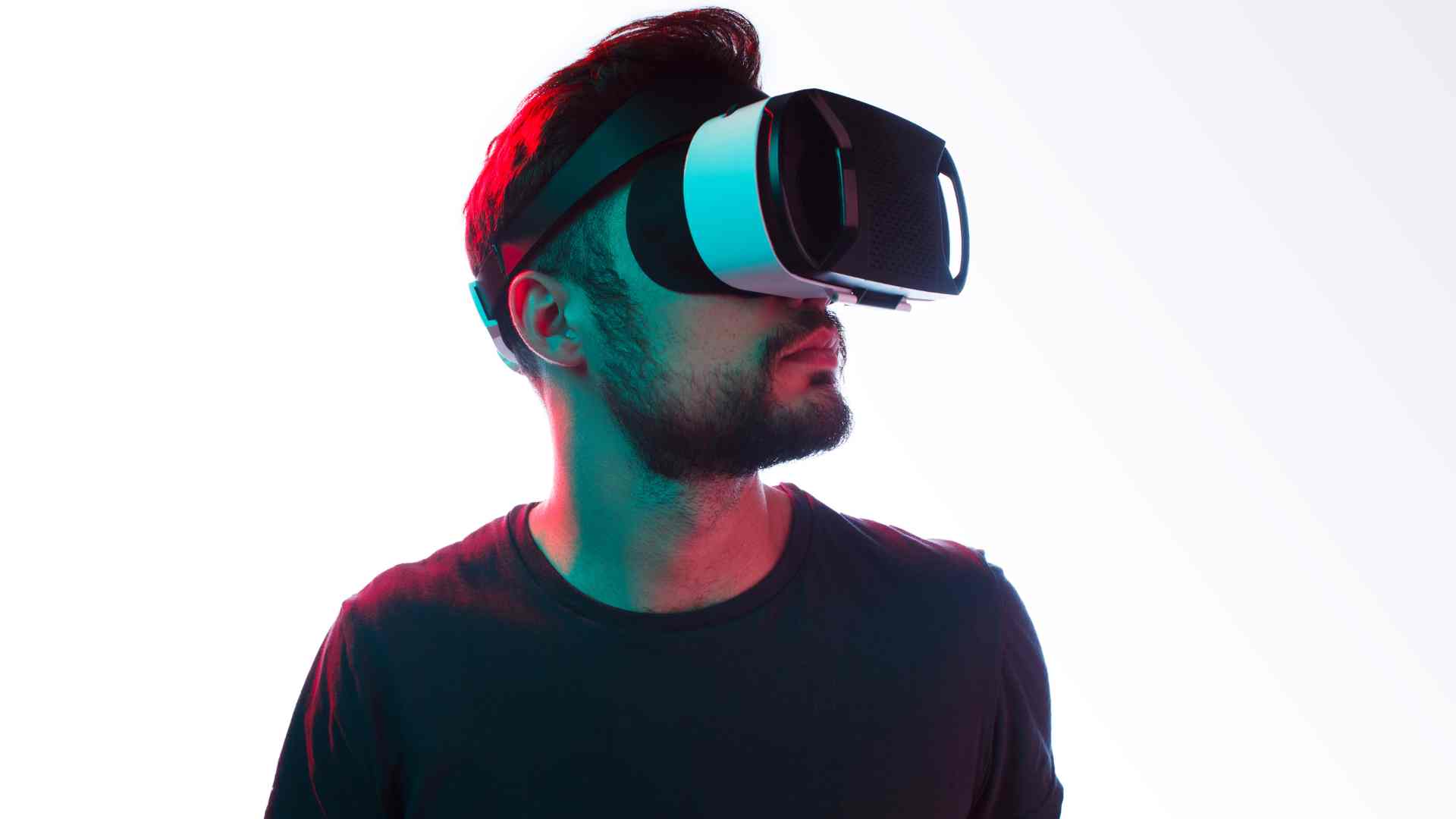 The Pros and Cons of Head Tracking Technology